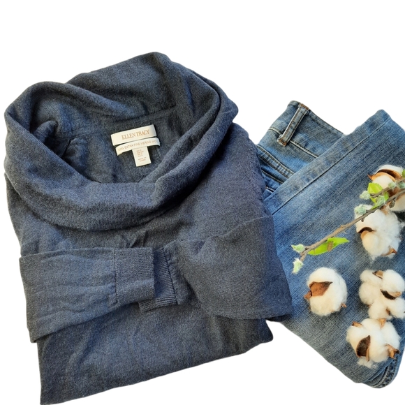 Ellen Tracy | Sweaters | Ellen Tracy Navy Blue Extra Fine Merino Wool ...